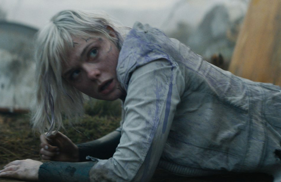 Dan Trachtenberg confirms Elle Fanning’s Thia is a Weyland-Yutani ...