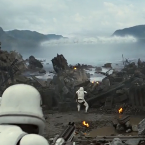 More Questions than Answers from the Star Wars: The Force Awakens final ...