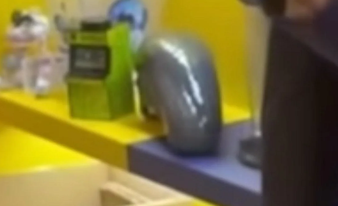 Potential Alien: Romulus popcorn xeno head bucket - Alien: Romulus Forum