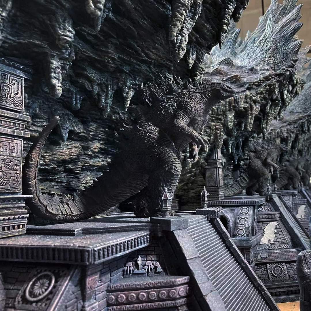 Sneak peek of Godzilla bust from GvK by Prime 1 Studio! | Godzilla ...